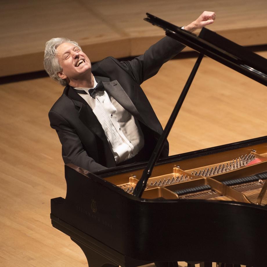 Brian Ganz Charms Audiences with Chopin in May | Center for the Arts